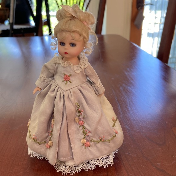 Madame Alexander | Toys | Madame Alexander Mini 6 Doll Victorian | Poshmark